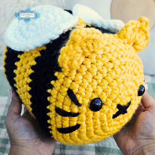Ravelry: Amigurumi Cat Bee (CEE) pattern by Crafting Happiness