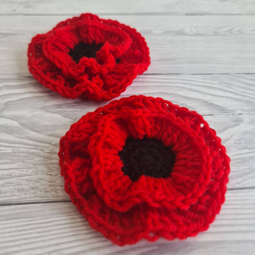 Ravelry: Poppy Flower Applique pattern by Crafting Happiness