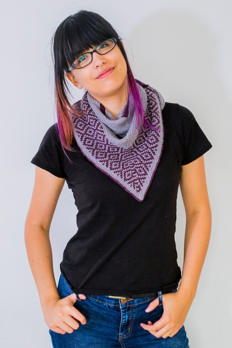 Ravelry: Patiki Shawl pattern by Francoise Danoy