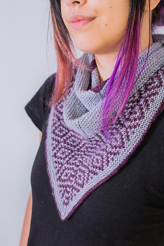 Ravelry: Patiki Shawl pattern by Francoise Danoy