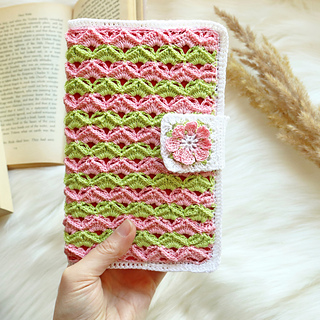 Ravelry: Petalsurf Book Cover pattern by Marija Menaker
