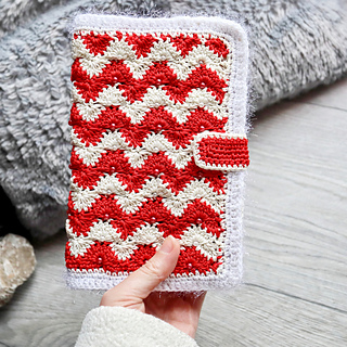 Ravelry: Candy Wave Book Cover pattern by Marija Menaker