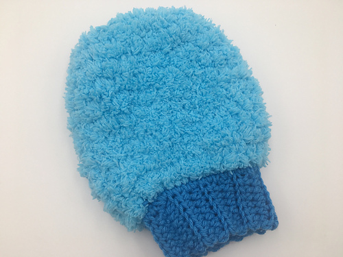 Ravelry: Dust It Off Dust Mitt pattern by Ashley Edmonds