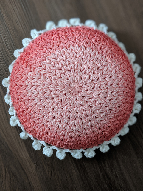 Ravelry: Meadow Round Pillow pattern by LTK CUTIES