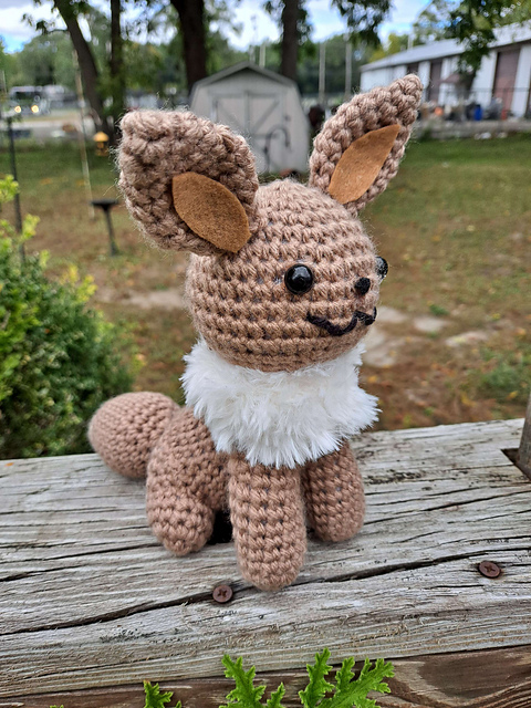 Ravelry: Eevee Amigurumi pattern by Hanna Buck