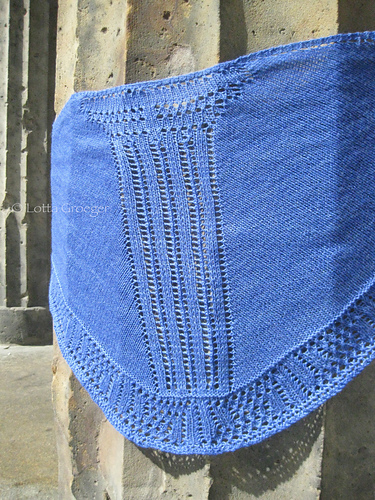 Ravelry: Meander Shawl pattern by Lotta Groeger