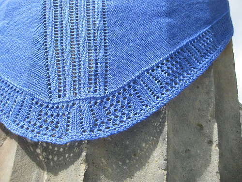 Ravelry: Meander Shawl pattern by Lotta Groeger