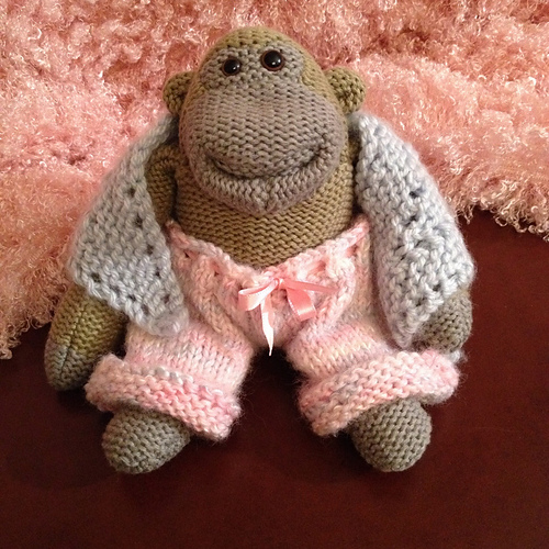 Ravelry: PG Tips Monkey Trousers pattern by Margaret Swanberg