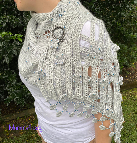 Ravelry: The Tangled Garden Shawl pattern by Sue Stapleton