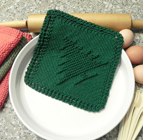 Ravelry: Diagonal Christmas Tree pattern by Aunt Susan