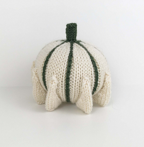 Ravelry: Decorative Gourd Set pattern by Emily Kintigh