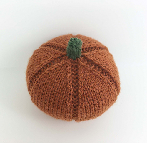 Ravelry: Decorative Gourd Set pattern by Emily Kintigh