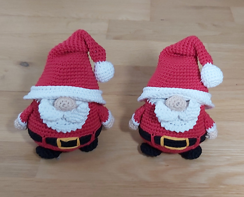 Ravelry: Santa Gnome pattern by Stephanie Risthaus