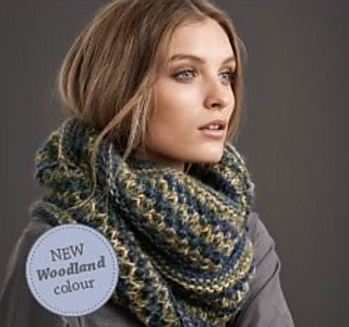 Ravelry: Cowl pattern by Cleckheaton