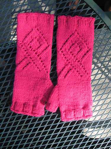 Ravelry: Breast Cancer Awareness Mitts pattern by Michelle Hepner