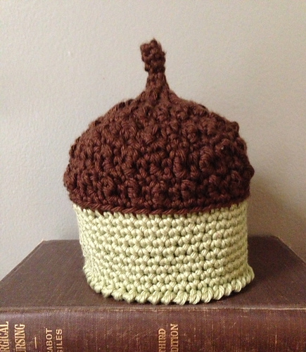 Ravelry: Autumn Acorn Hat pattern by Autumn Hopkins