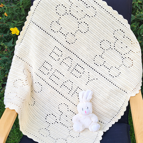 Ravelry: Baby Bear Filet Blanket pattern by Ruth Teskey