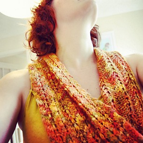 Ravelry: Pumpkin spice cowl pattern by Helen Carmichael