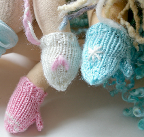Ravelry: Stay Warm Doll Mittens pattern by Lori Campbell