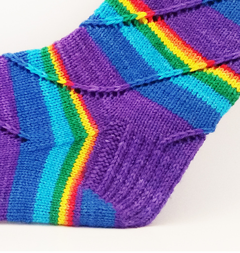 Ravelry: Whirly Twirly pattern by Heather R. Robinson