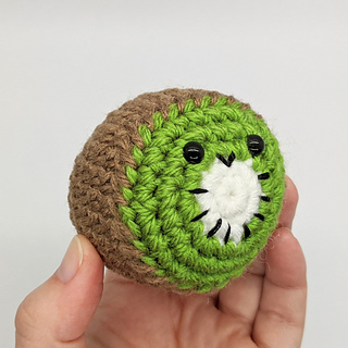 Ravelry: Crochet Kiwi pattern by BabyCakes Studios