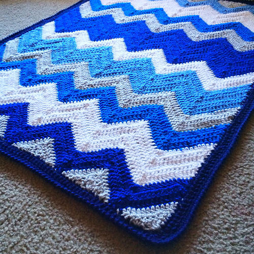 Ravelry: Chevron 2.0 pattern by Rachele Carmona