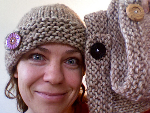 Ravelry: Big Button Hat pattern by Amy Duvendack