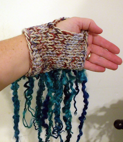 Ravelry: Fringe Set pattern by Badfaerie Designs