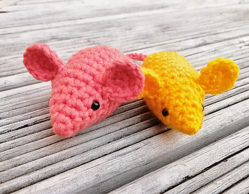 Ravelry: Mouse Cat-Toy pattern by Bald Moose