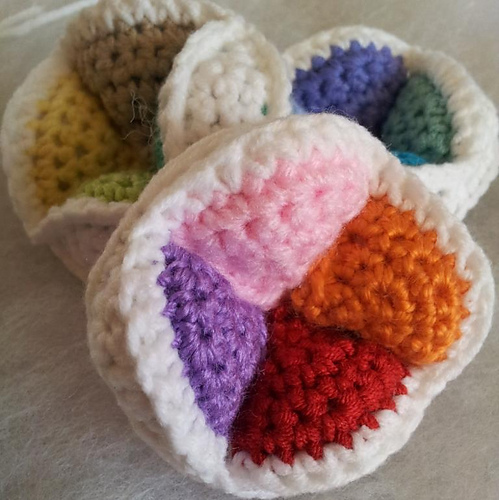 Ravelry: Mini Crochet Amish Puzzle Ball pattern by Dedri Uys