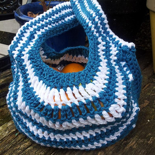 Ravelry: Aunty Dollie Bag pattern by Dedri Uys