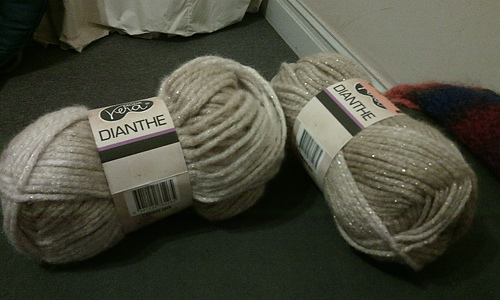 Ravelry: Moda Vera Dianthe