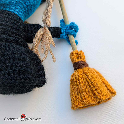 Ravelry: The Wicked Witch of the West pattern by Bea King