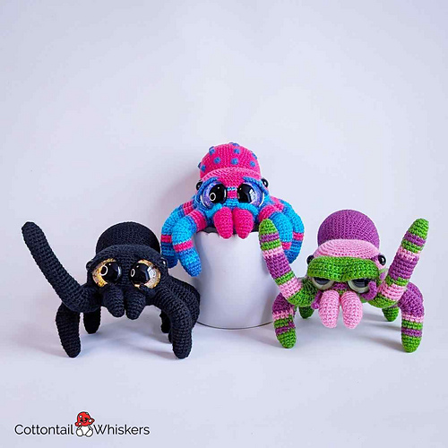 Ravelry: Baby Jumping Spiders pattern by Bea King