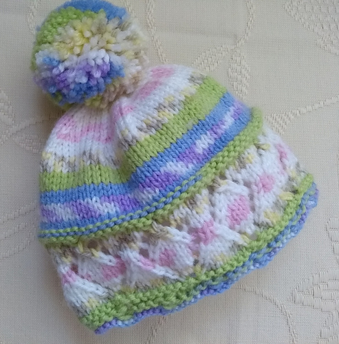 Ravelry: Diamond Pattern Baby Set pattern by Claire Parker