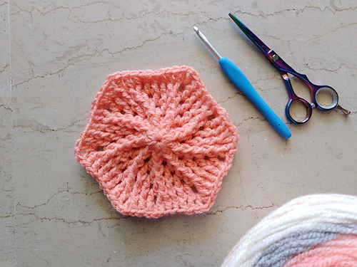 Ravelry: Sand Dollar pattern by BebaBlanket