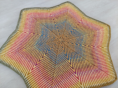 Ravelry: BiS. Blooming Star pattern by BebaBlanket