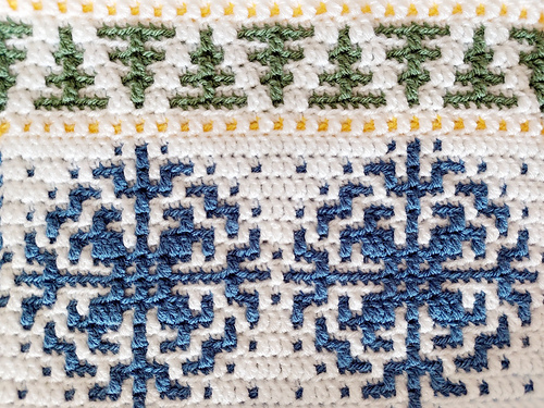Ravelry: Mosaic Christmas CAL. Separation pattern by BebaBlanket