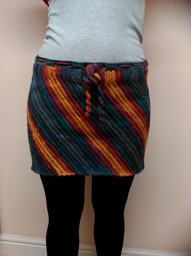 Ravelry: slanted skirt pattern by Tanja Osswald
