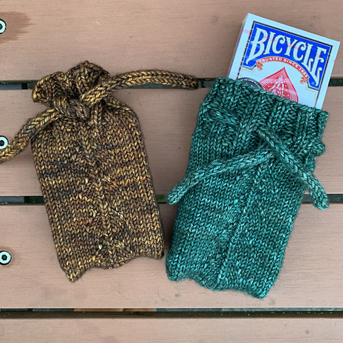 Ravelry: Cartomancy Tarot Card Pouch pattern by Zira Brinton