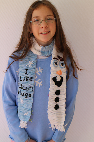 Ravelry: Olaf Scarf #1 pattern by Anna Uehling