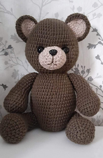 Ravelry: Traditional teddy bear pattern by Zhela cole