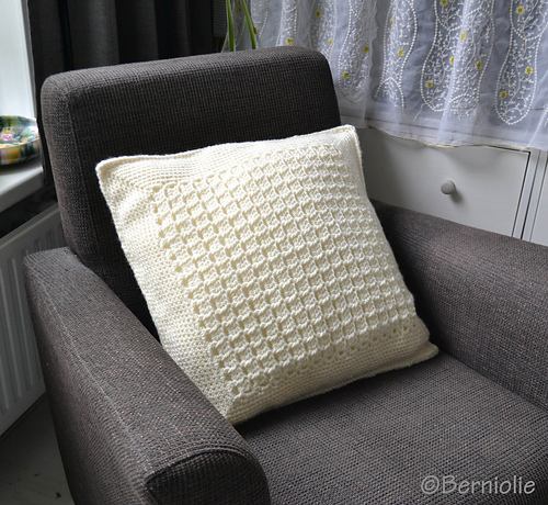 Ravelry: Kait pattern by Bernadette Ambergen