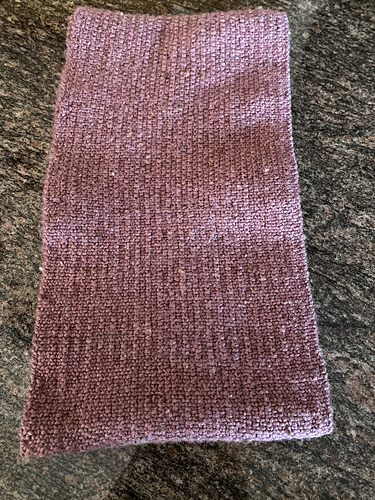 Ravelry: Two Color Linen Scarf pattern by Danai
