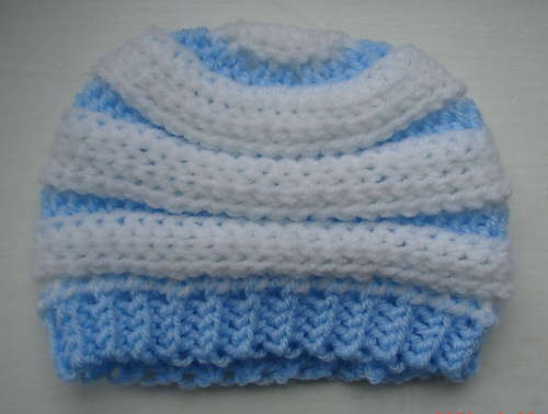Ravelry: Round and Round hat pattern by Bethan D
