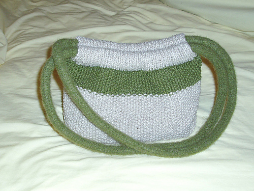 Ravelry: Jilly Bag pattern by Katie Nagorney and Ann Swanson