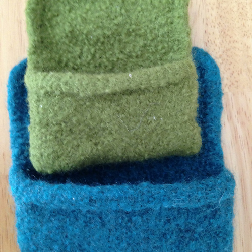 Ravelry: Felted Wallet pattern by Carrie Hafer