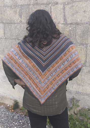 Ravelry: Doppler Effect Shawl pattern by Bex Knitty Designs