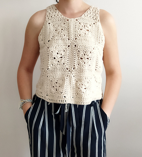 Ravelry: Iris Top pattern by Bikote C