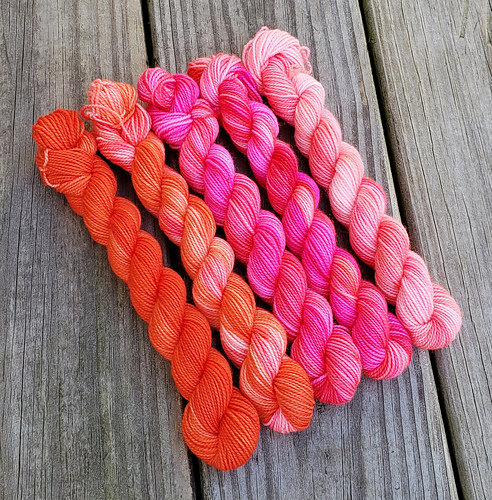 Ravelry: Knit-Knotic Bandana pattern by Jerry Burch